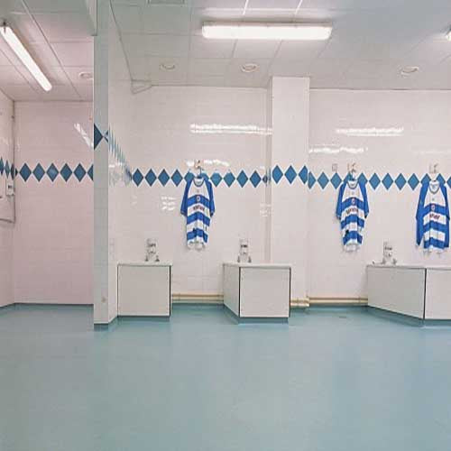 Accolade Foothold Safety Vinyl — Elite Wooden Floors